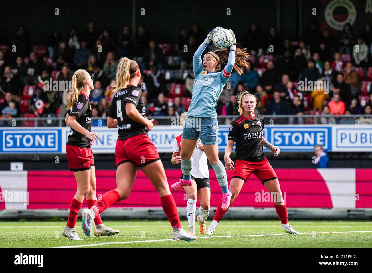 Excelsior v1 goal isa pothof hi-res stock photography and images - Alamy