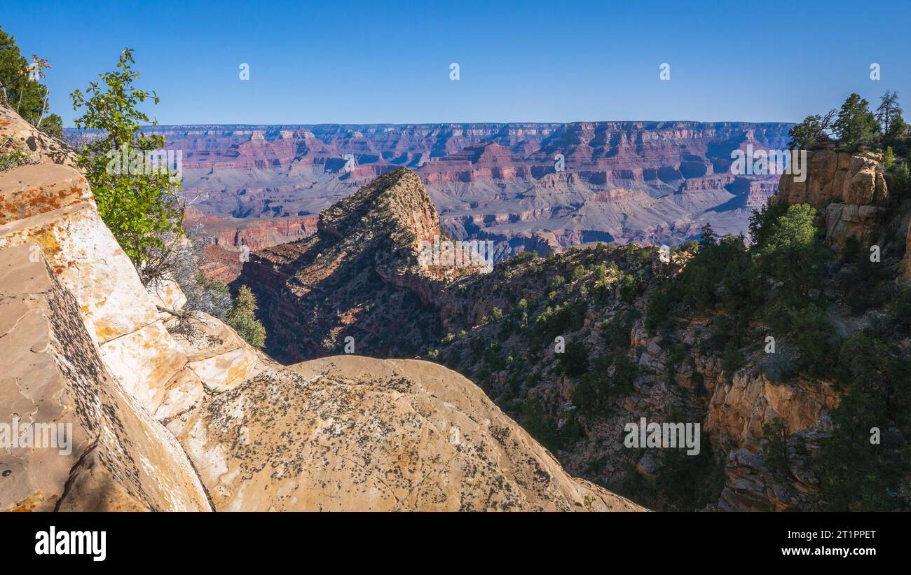 hiking the grandview trail in the grand canyon national park in arizona ...