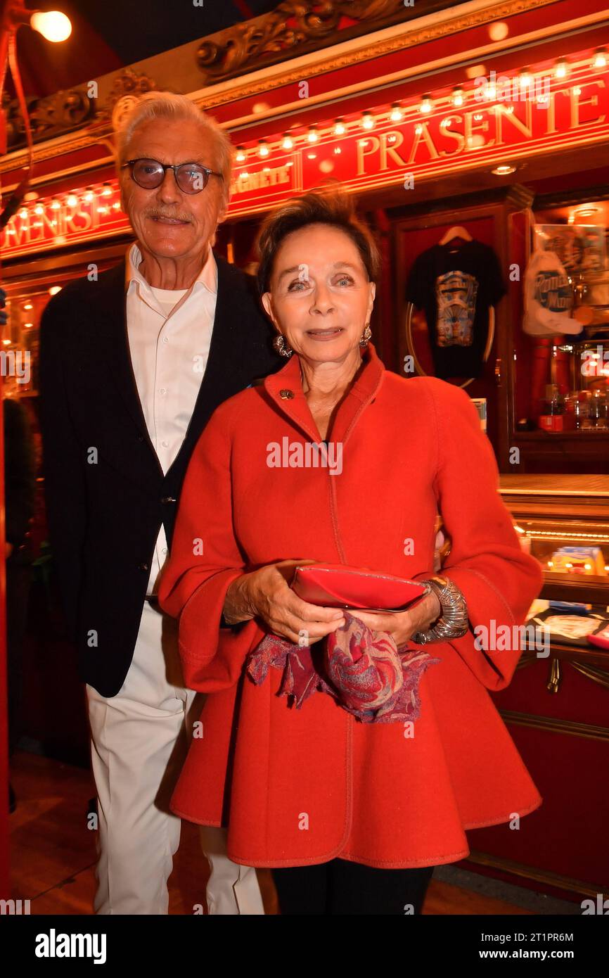 Monika Peitsch mit Ehemann/Premiere/Circus Roncalli - All for All for ...