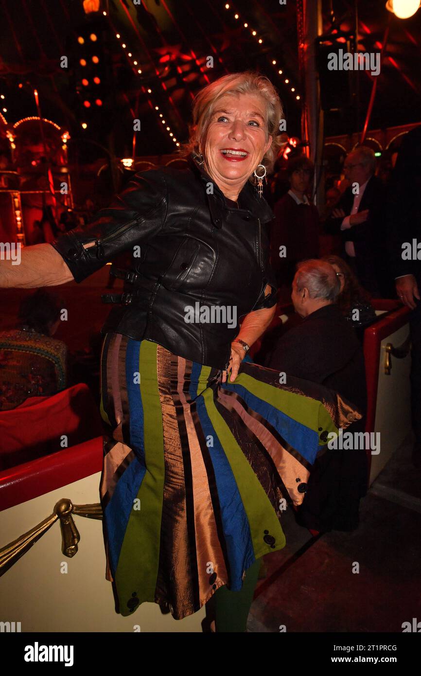 Jutta Speidel/Premiere/Circus Roncalli - All for All for All ...