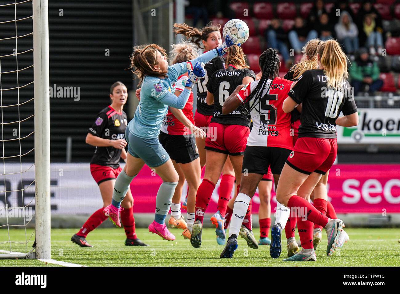 Rotterdam, Netherlands. 15th Oct, 2023. Rotterdam - Excelsior V1 ...