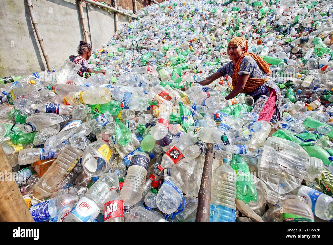 Plastikflaschen recycling hi-res stock photography and images - Alamy