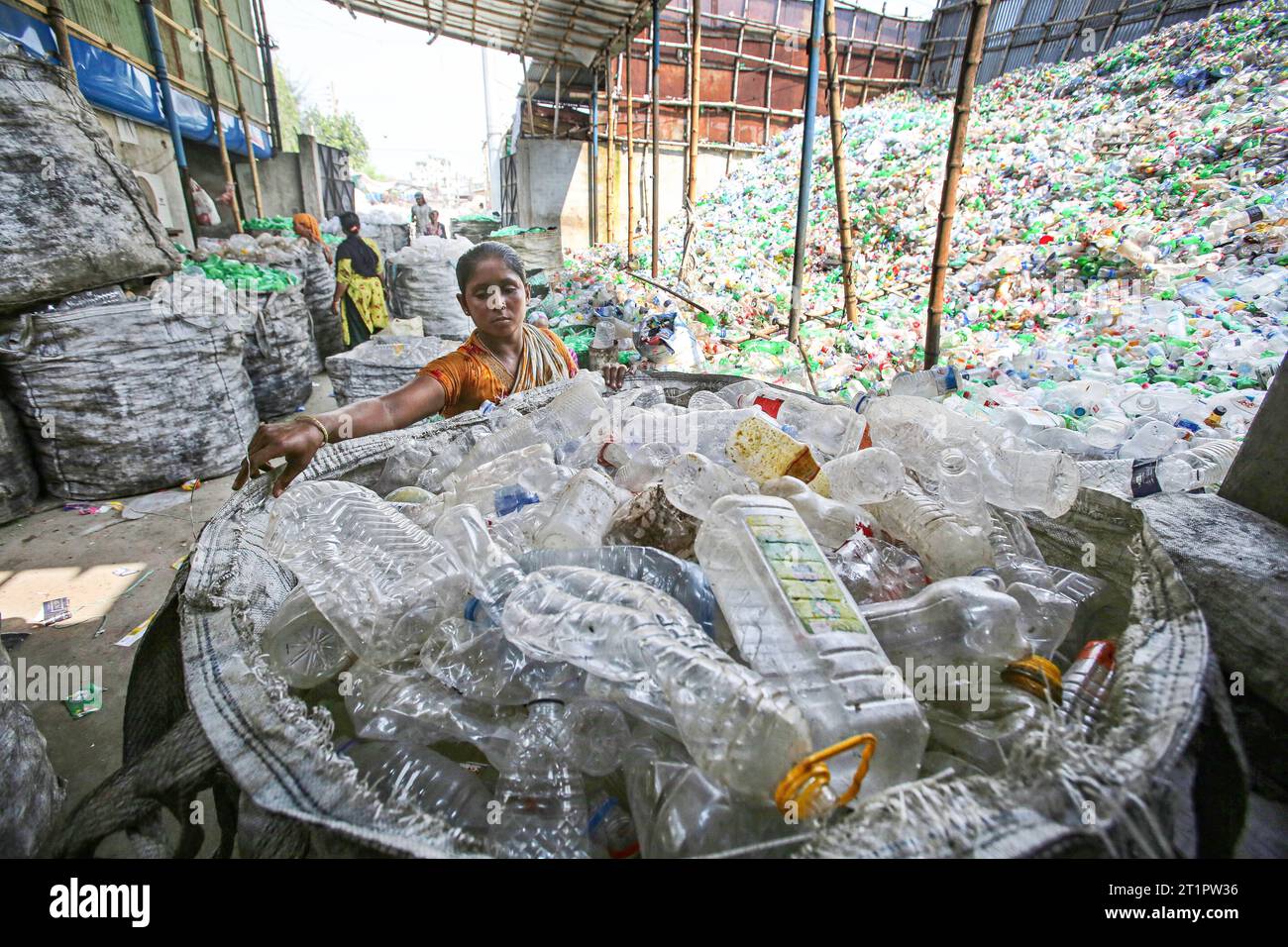 Plastikflaschen recycling hi-res stock photography and images - Alamy