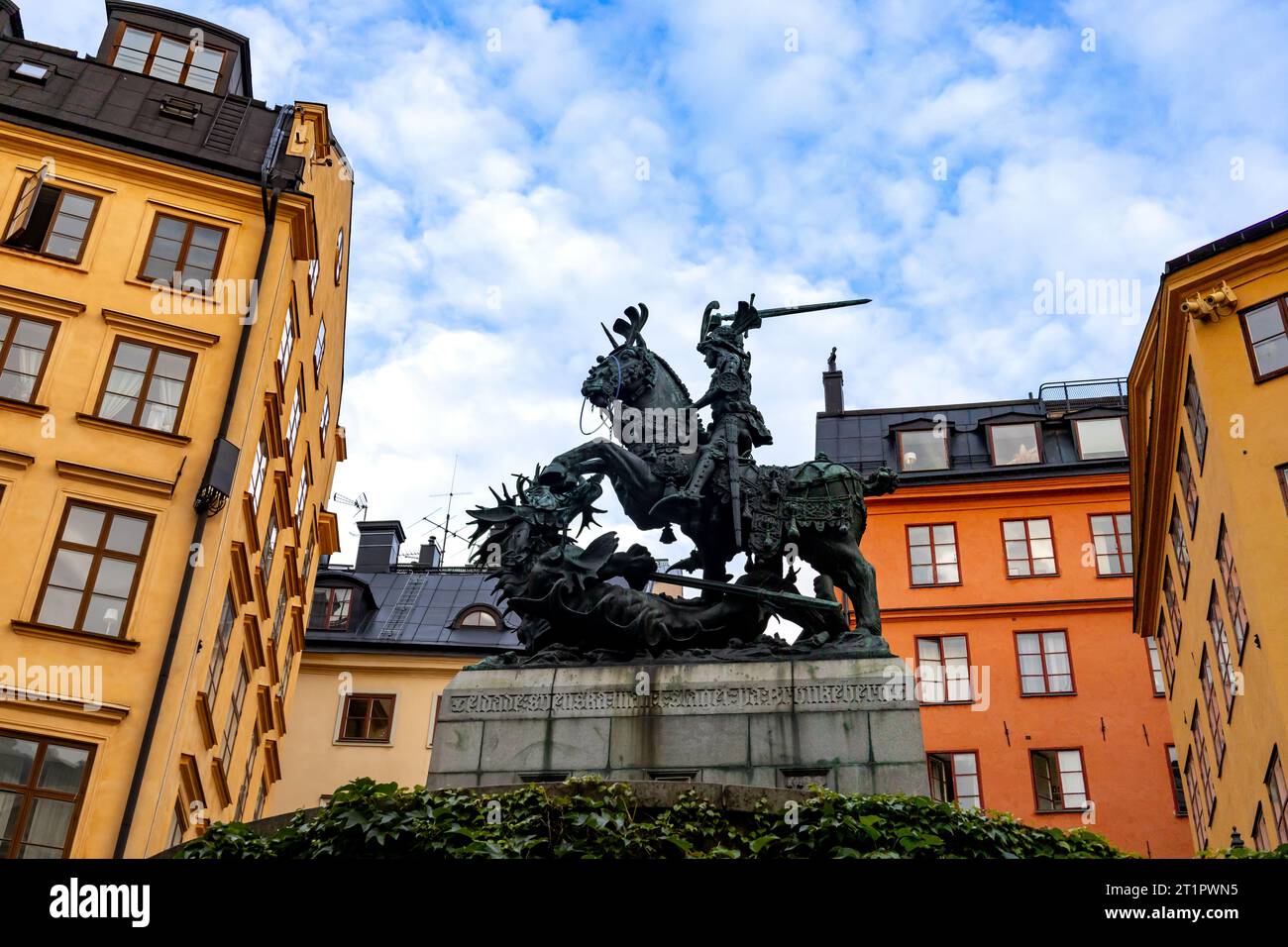 Saint goran and the dragon hi-res stock photography and images - Alamy