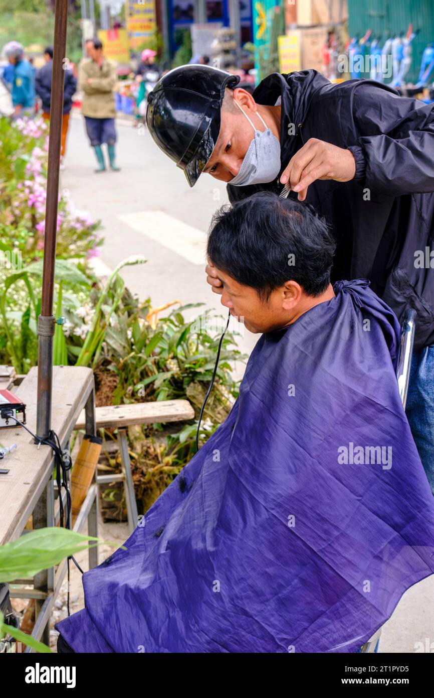Barber work hi-res stock photography and images - Alamy