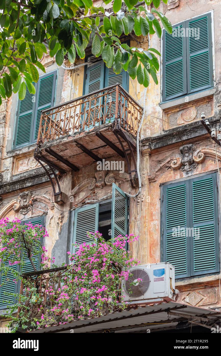French Indochina architecture of Old Quarter or Phố cổ Hà Nội, Hanoi ...