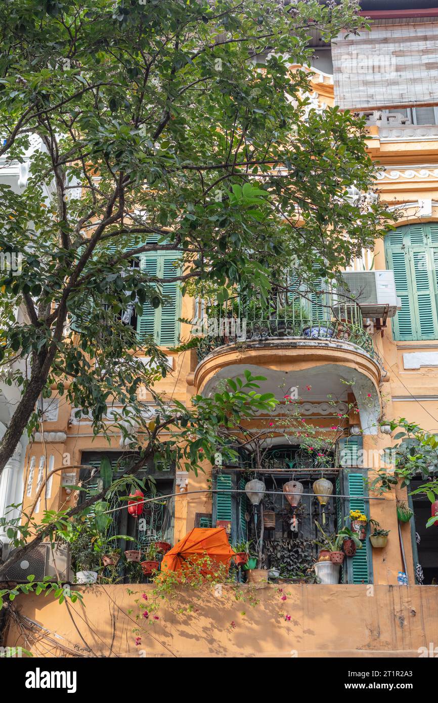 French Indochina architecture of Old Quarter or Phố cổ Hà Nội, Hanoi ...
