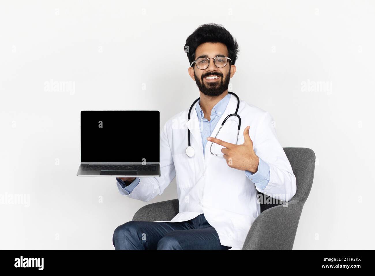 Indian physician medic presenting hi-res stock photography and images ...