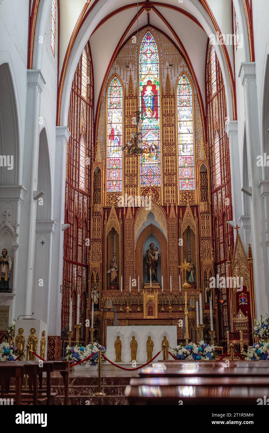 St. Joseph's Cathedral interior, Ols Quarter, Hanoi, Vietnam Stock ...