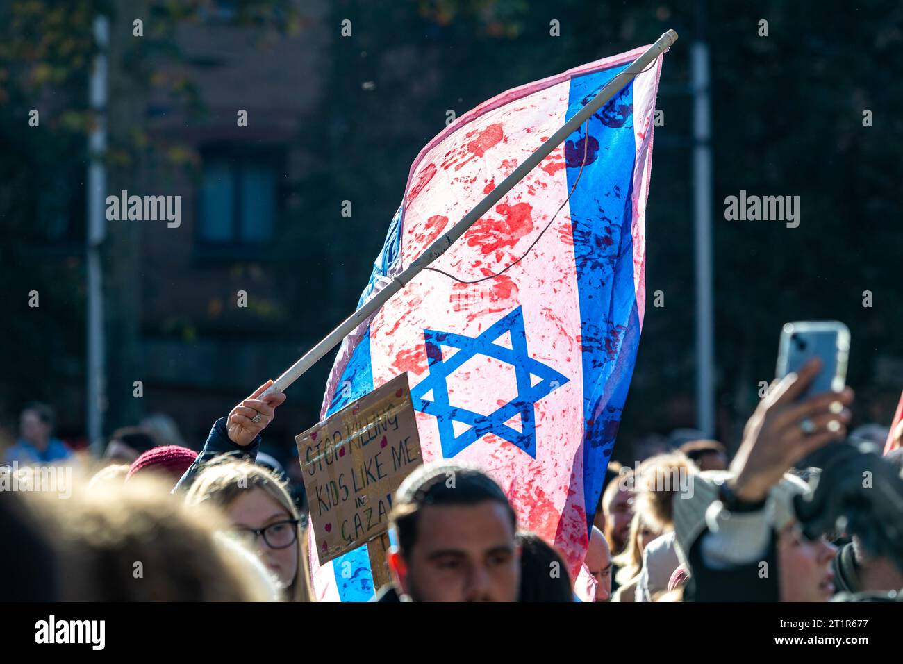 Hammas flag hi-res stock photography and images - Alamy