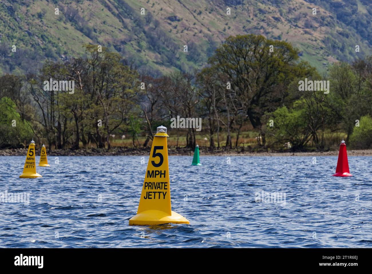 Speed limit for boats water hi-res stock photography and images - Alamy