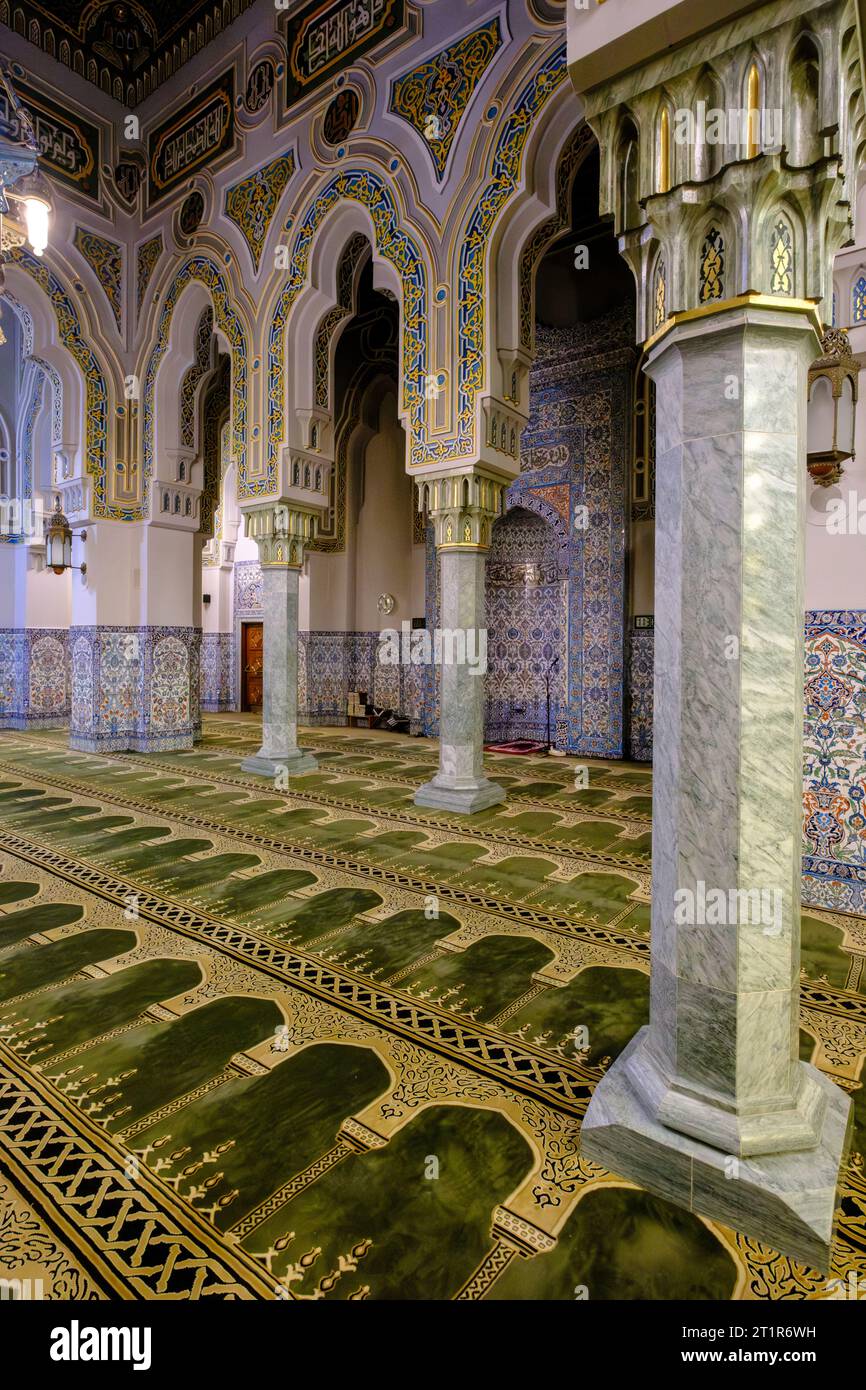Islamic center dc interior hi-res stock photography and images - Alamy