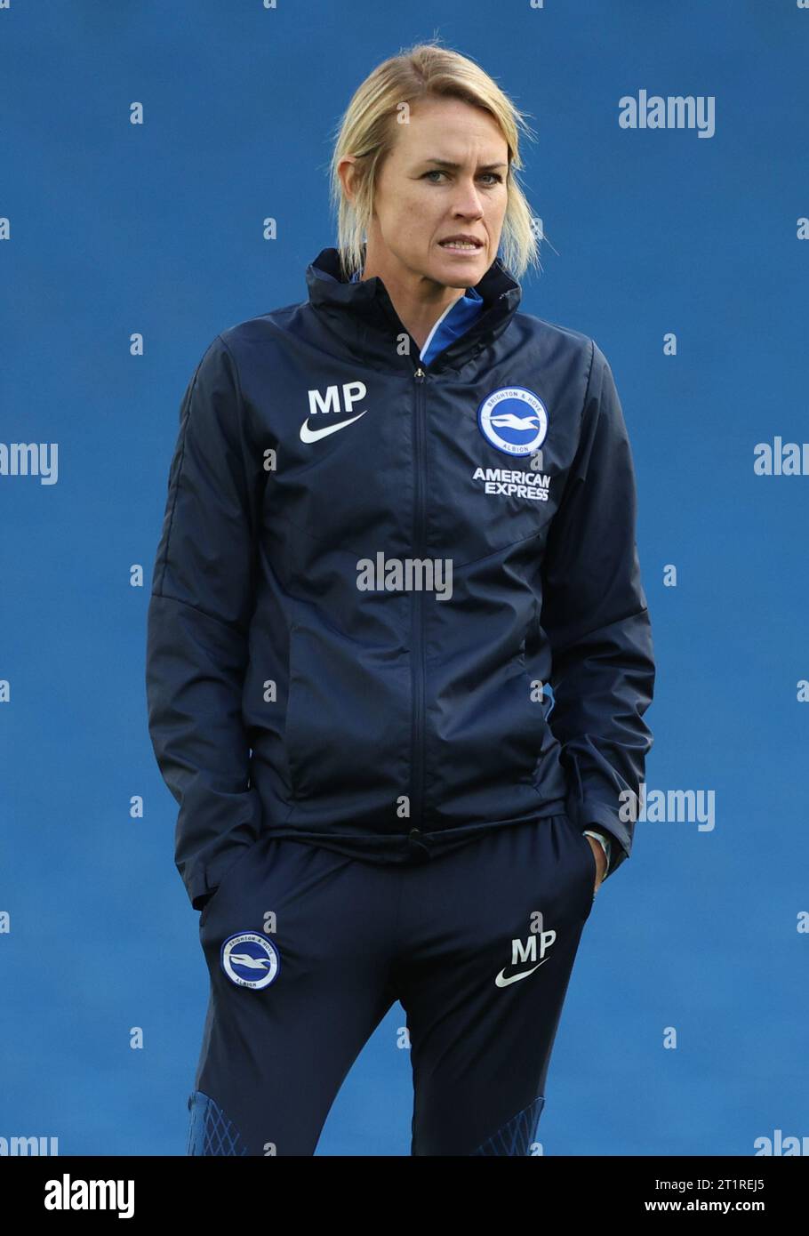 Wsl coach melissa phillips hi-res stock photography and images - Alamy