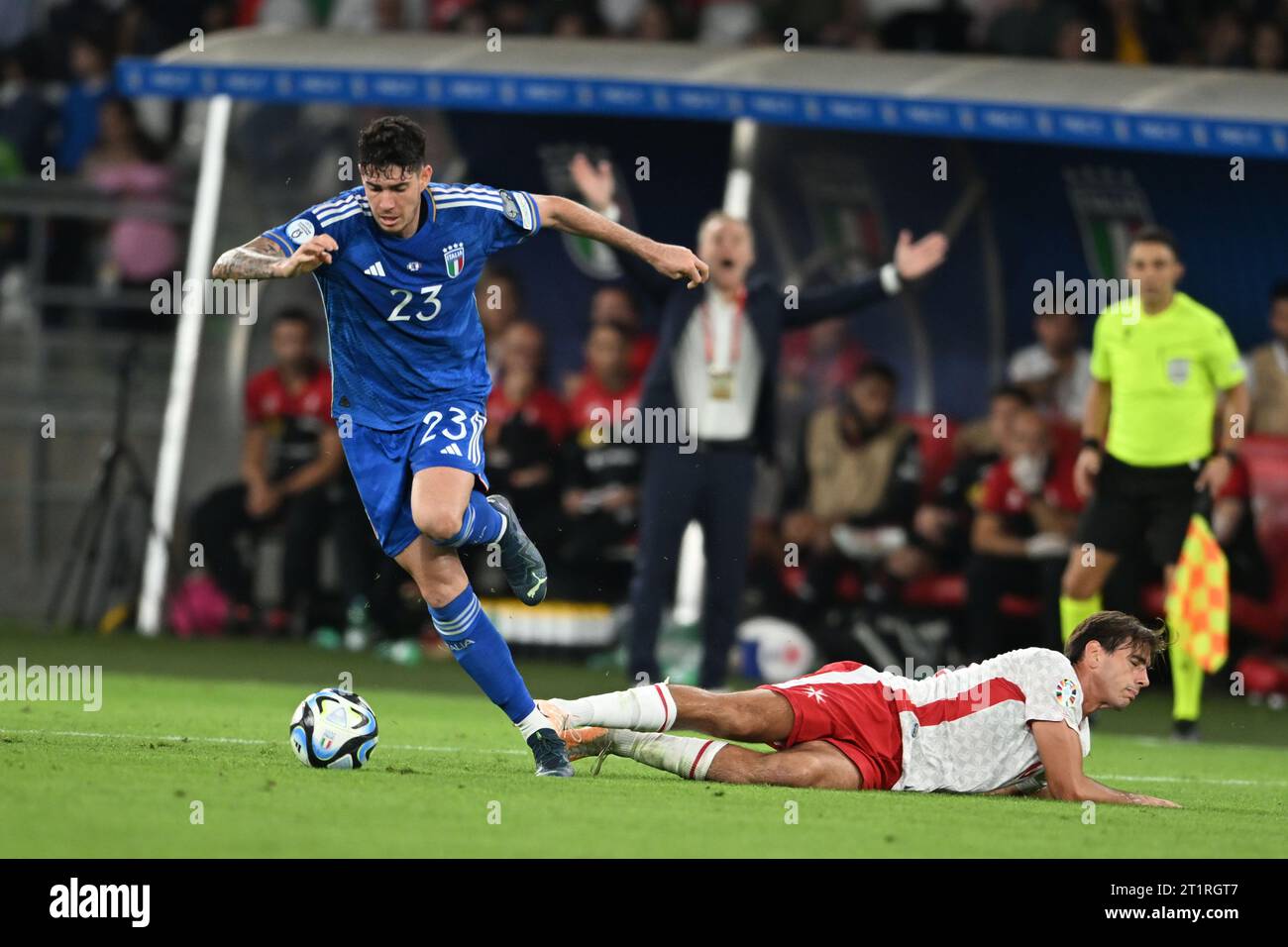 Alexander satariano hi-res stock photography and images - Alamy