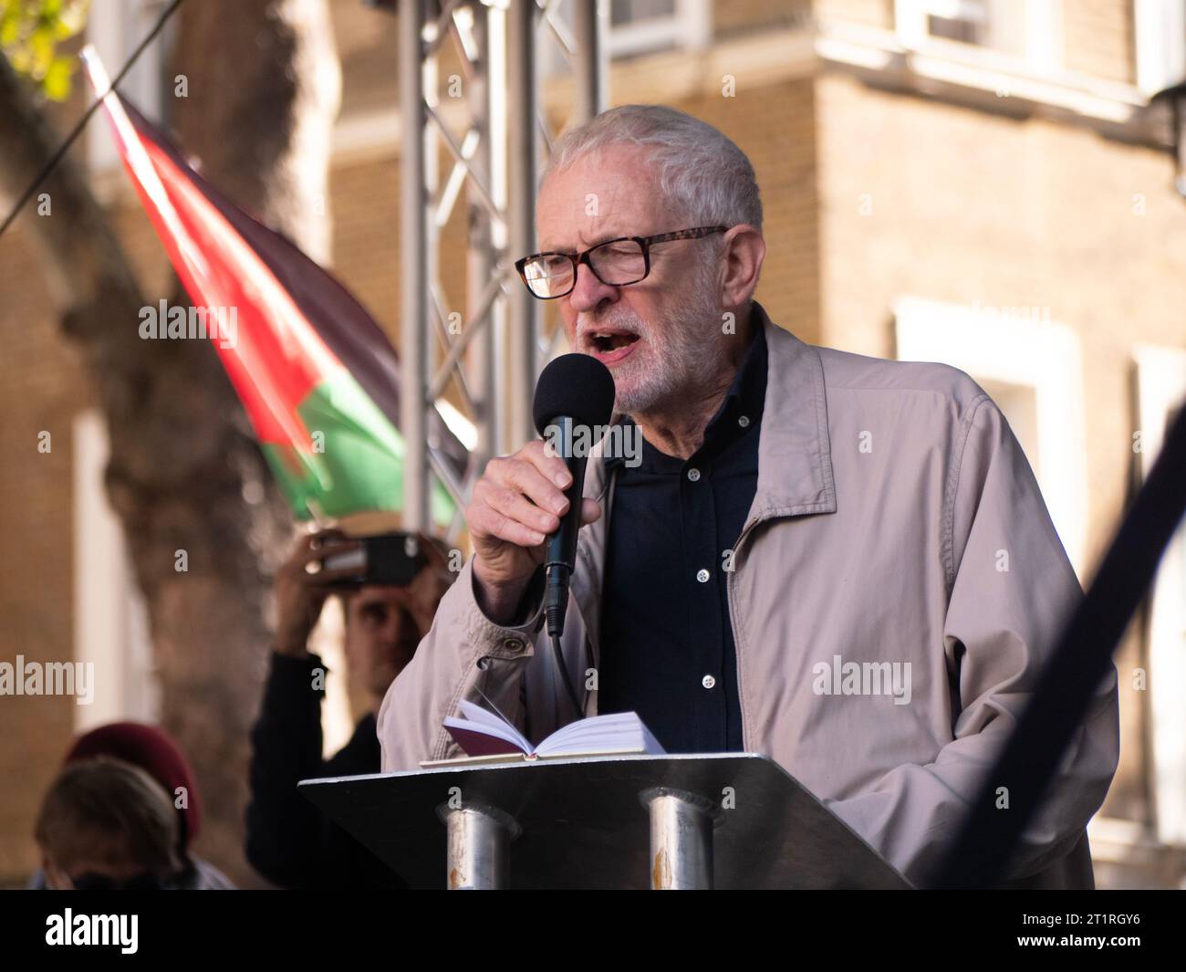 Ex Labour leader Jeremy Corbyn, speaks at the Pro-Palestinian march in ...