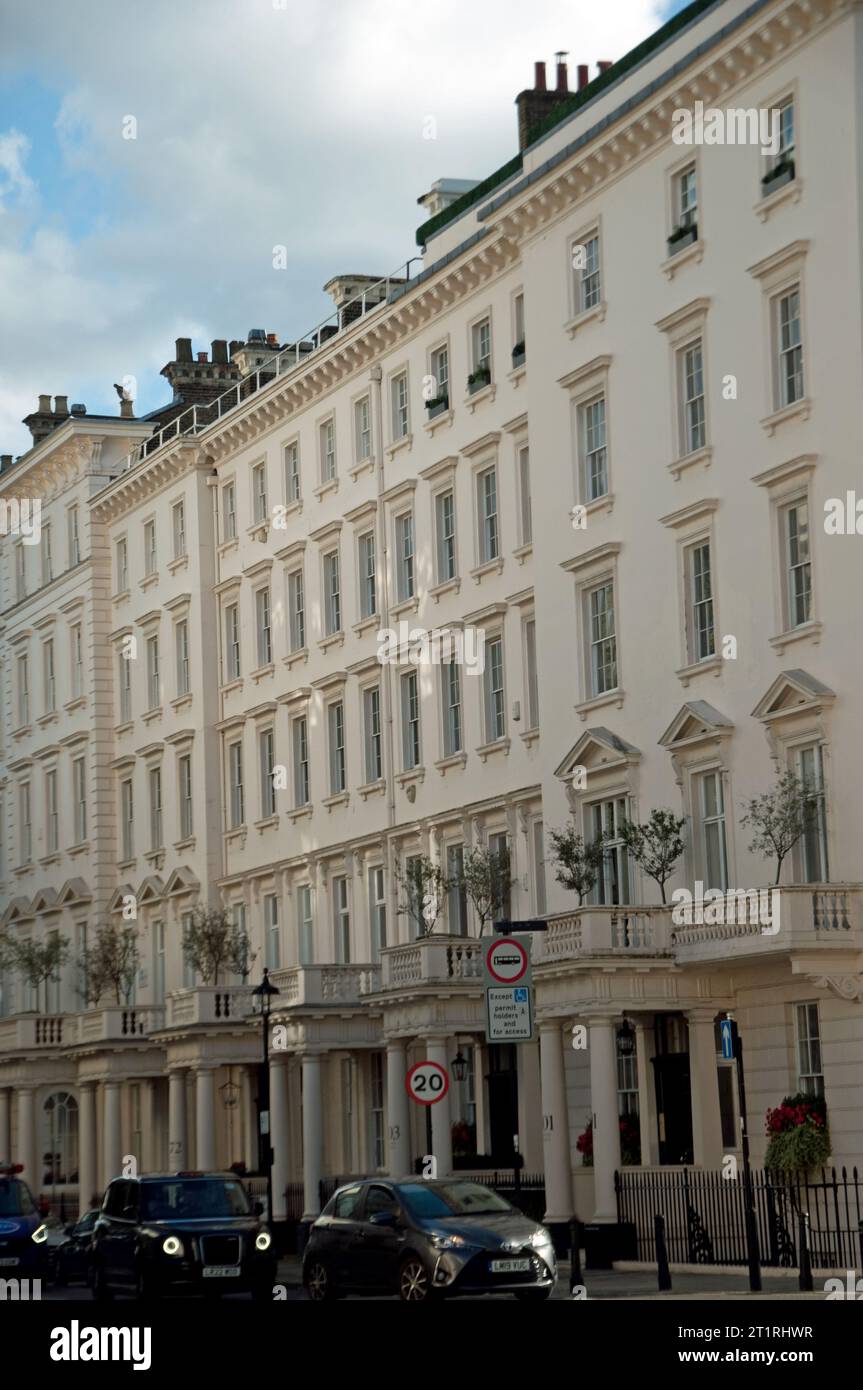 Typical Elegant Street, Belgravia, London, UK Stock Photo - Alamy