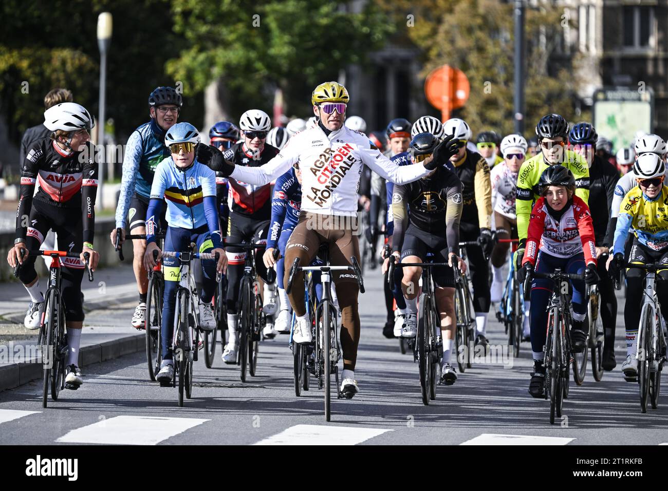 Last professional race hi-res stock photography and images - Alamy