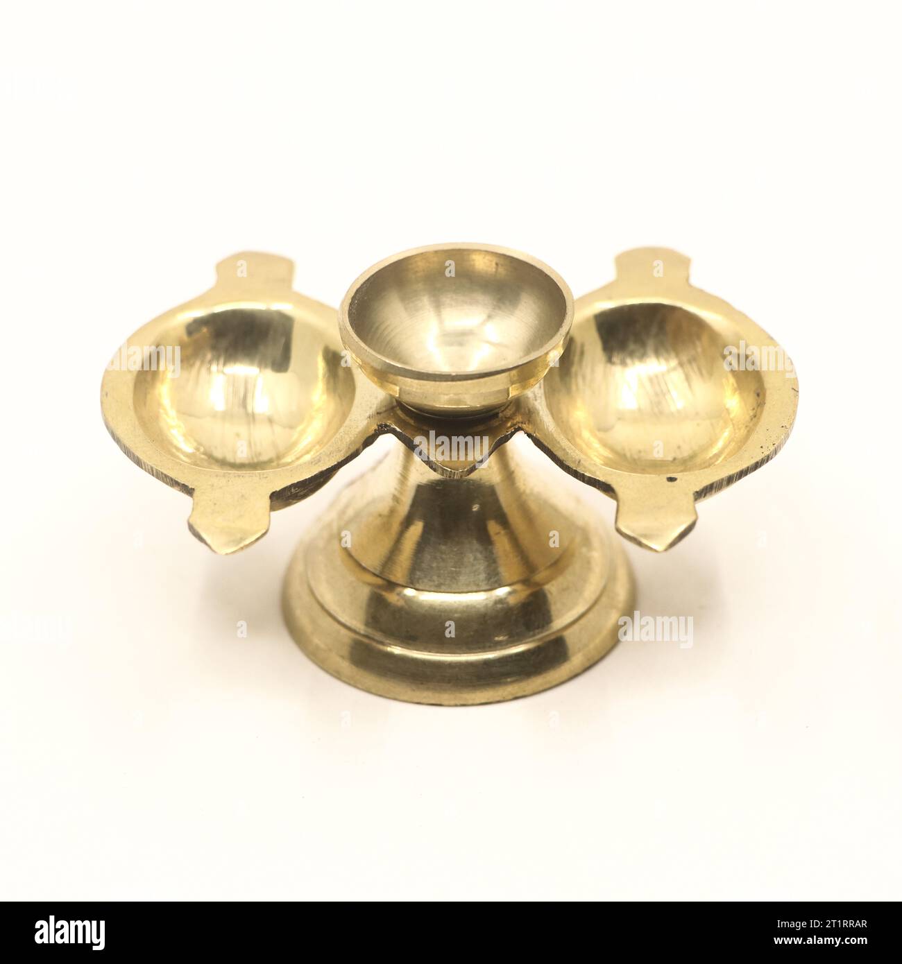 Hinduism aarti Cut Out Stock Images & Pictures - Alamy