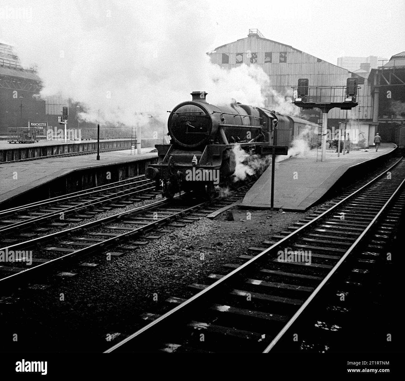 Manchester steam from 1968. 45330,44910,44809 and 45110 at Manchester ...