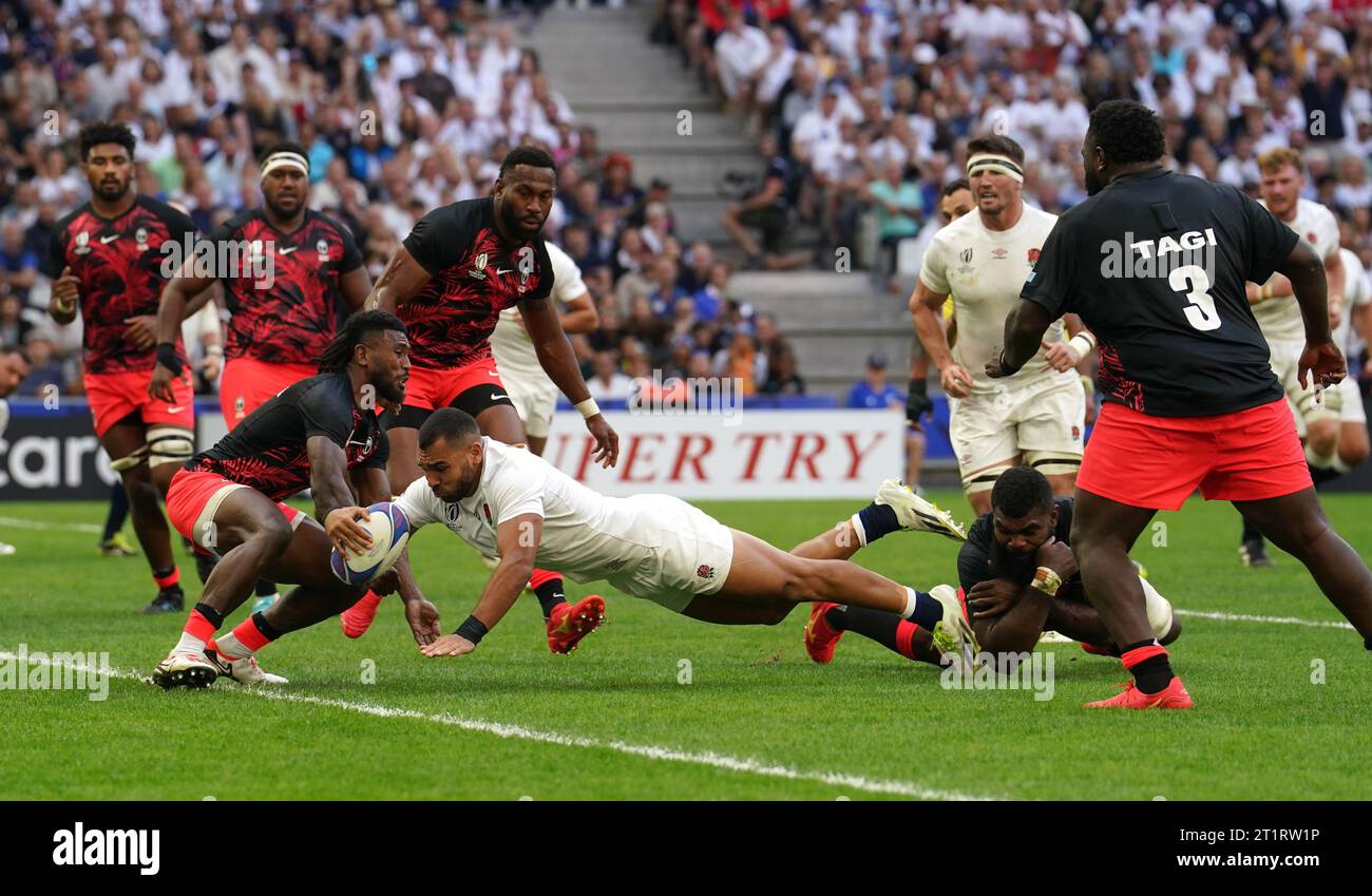 England's Joe Marchant dives in to score his sides second try during ...