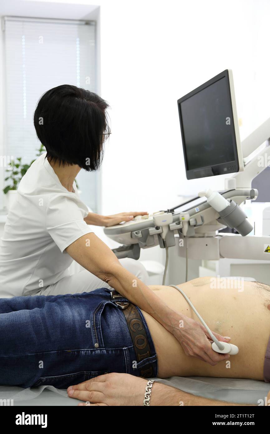 Ultrasound diagnostic machine hi-res stock photography and images - Alamy