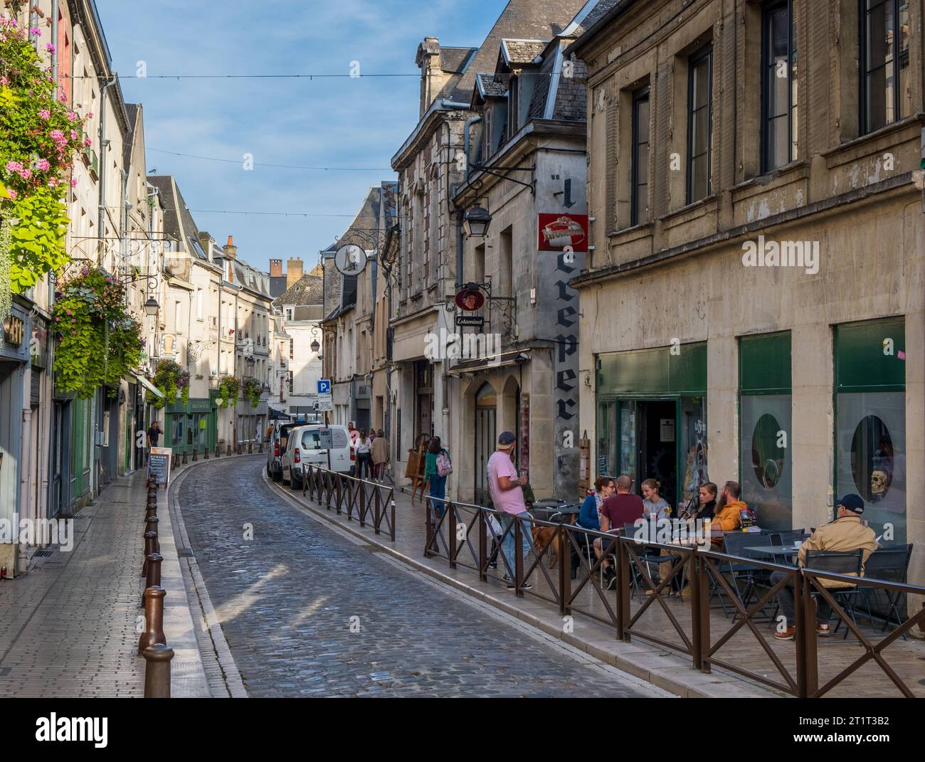 Historic centre of laon hi-res stock photography and images - Alamy