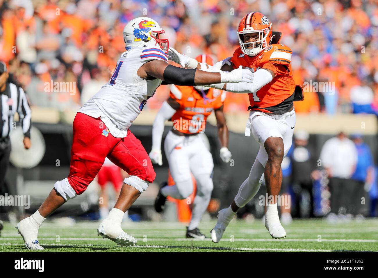 Benson boone 2023 hi-res stock photography and images - Alamy