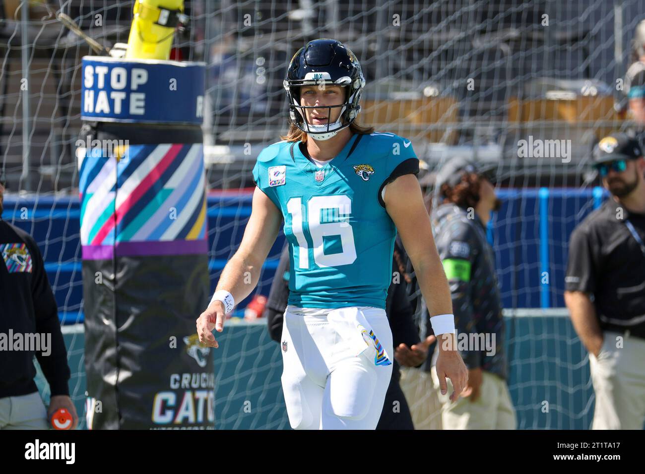 Jacksonville Jaguars quarterback Trevor Lawrence (16) watches the field ...