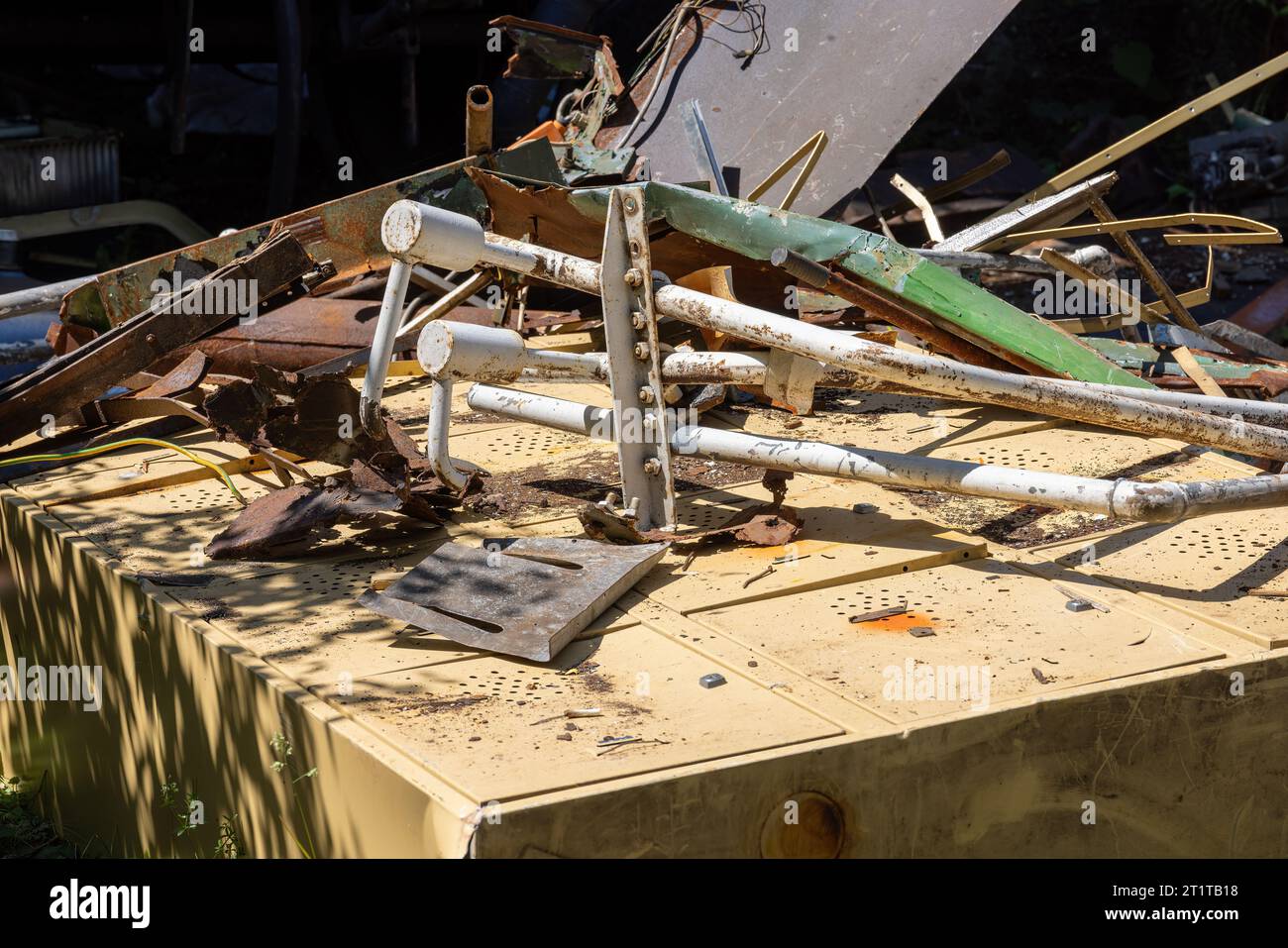 Scrap metal and scrap piled up as a mountain Stock Photo - Alamy