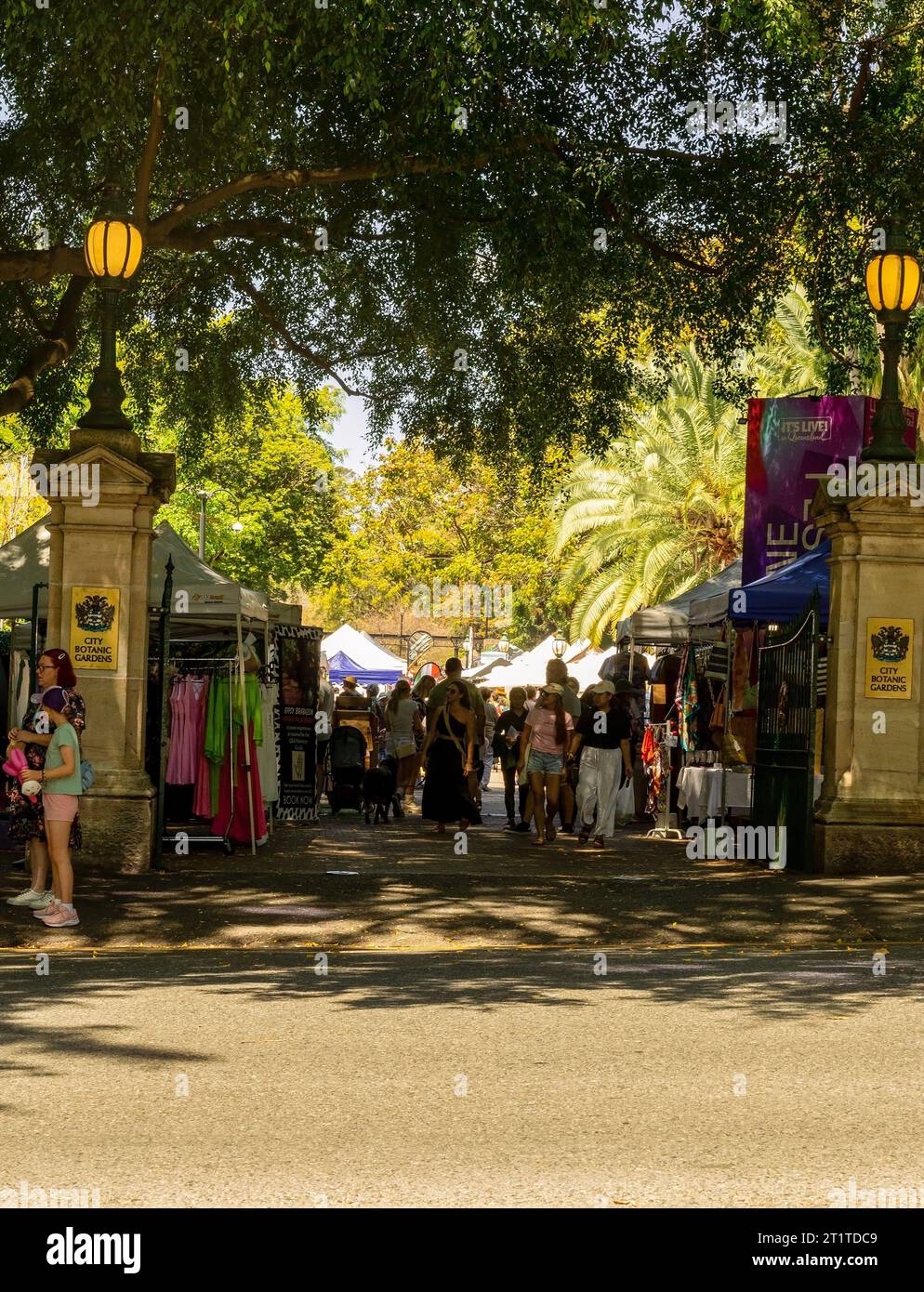 Weekend Markets in the City Botanical Gardens, CBD, Brisbane ...