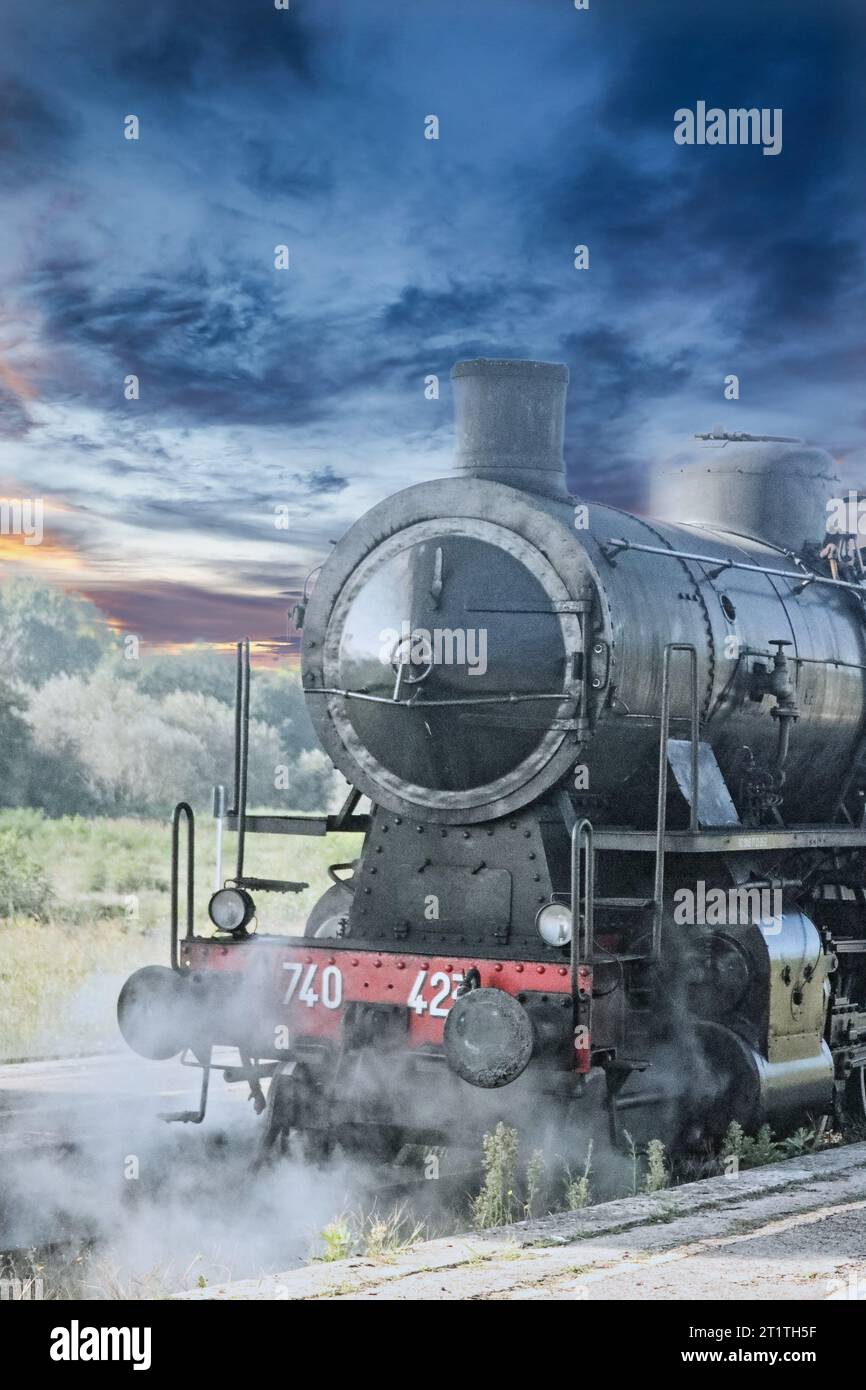 Historic steam train puffs hi-res stock photography and images - Alamy