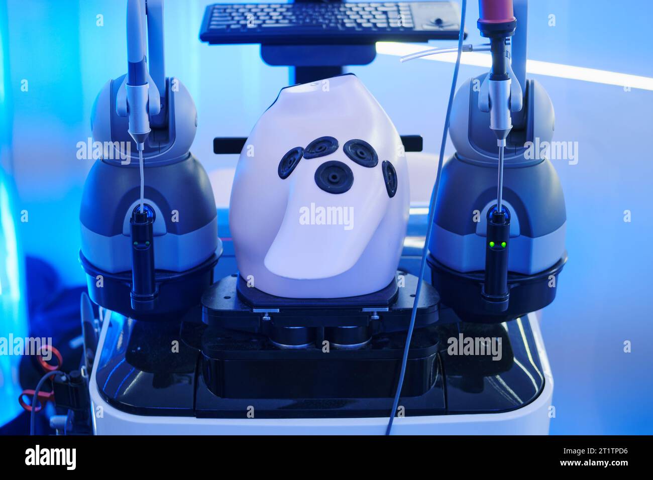 Simulator of surgical operations on tendons and joints, a training ...