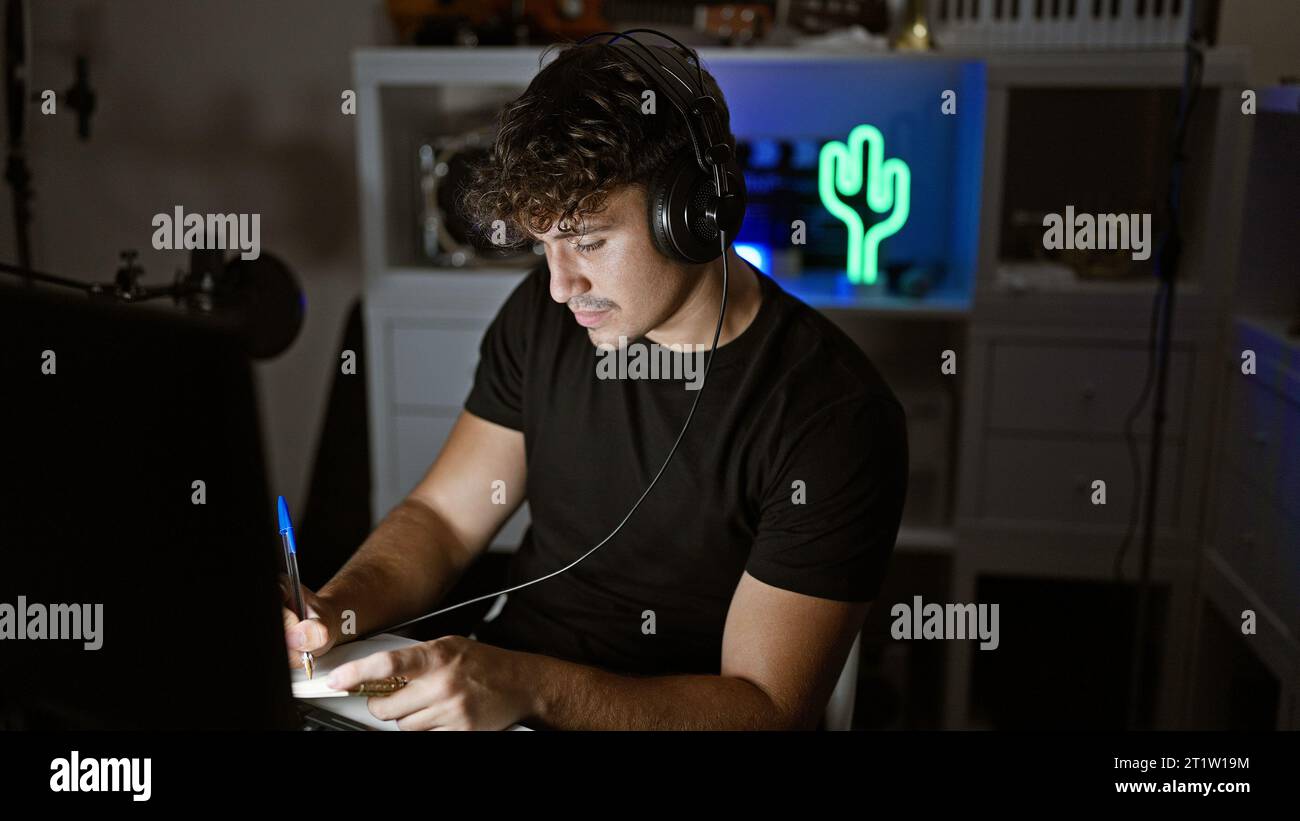 Attractive young hispanic man streamer hi-res stock photography and ...