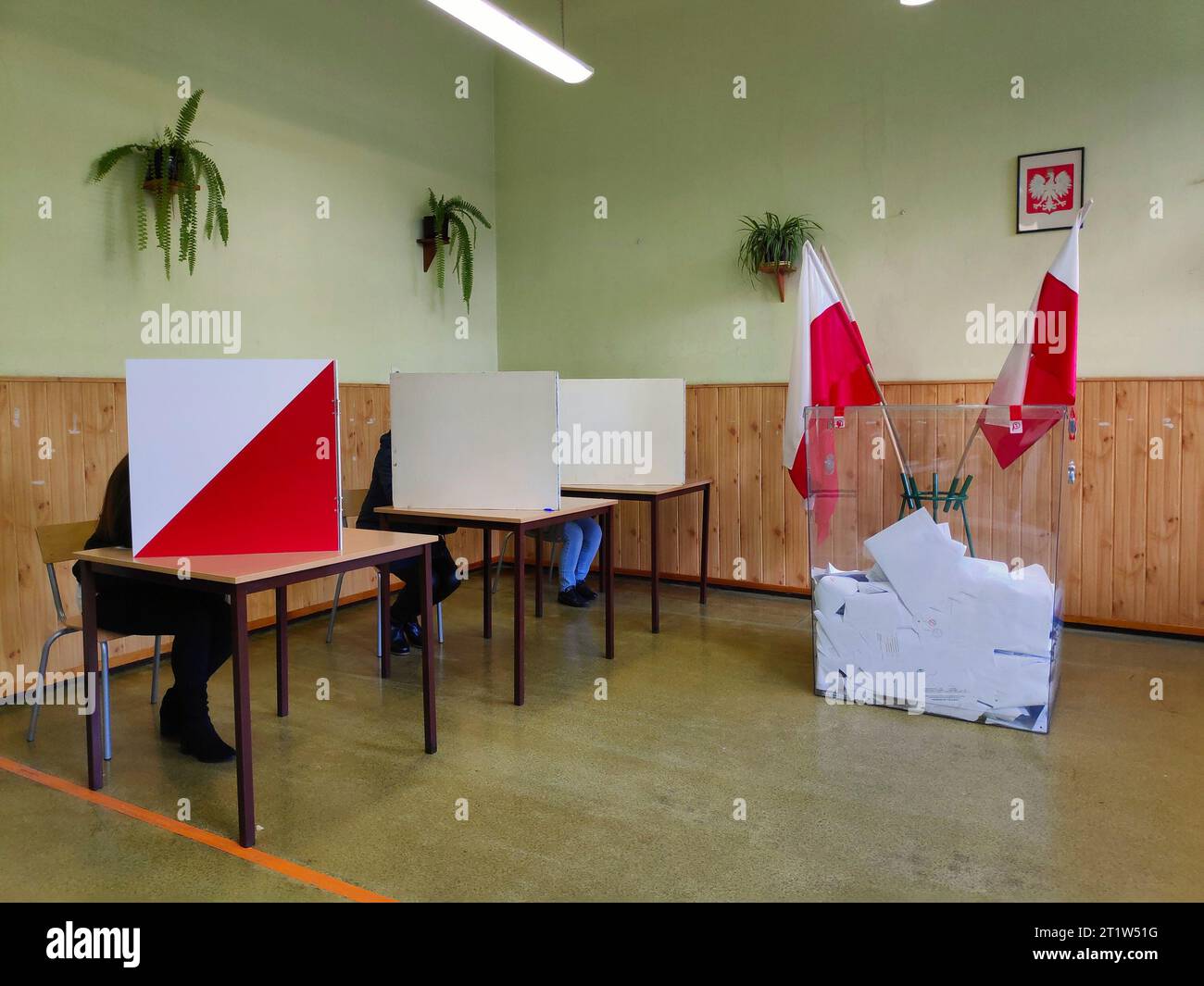 Polling station 2023 hi-res stock photography and images - Alamy