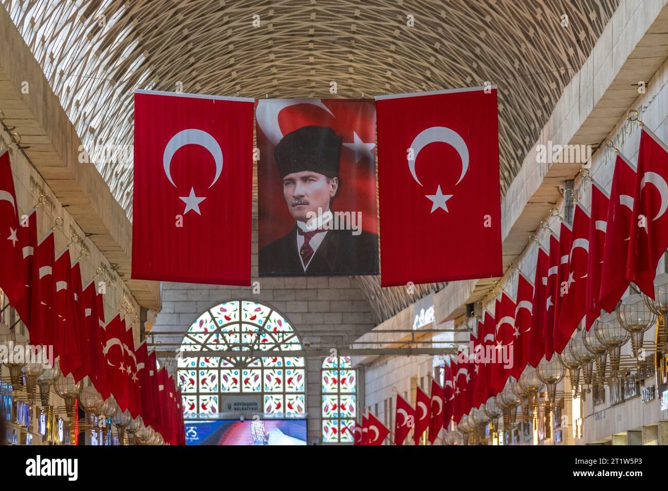 Ottoman empire flag hi-res stock photography and images - Alamy