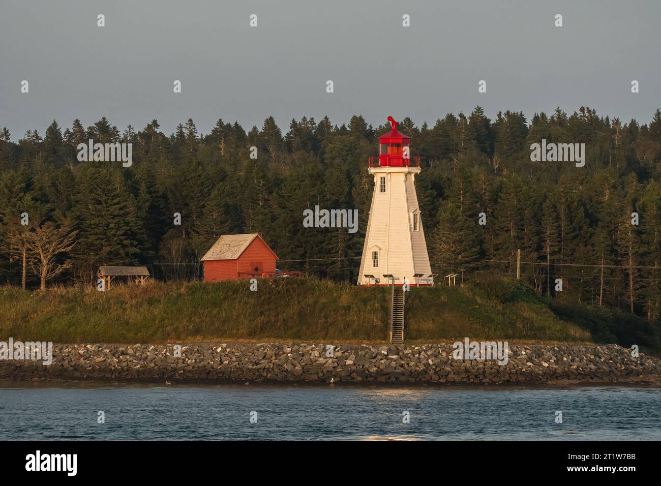 Mulholland Point Lighthouse on Campobello Island, New Brunswick, Canada ...