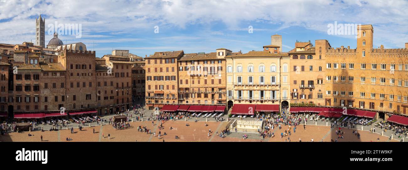 Il Campo panorama, Siena Stock Photo - Alamy