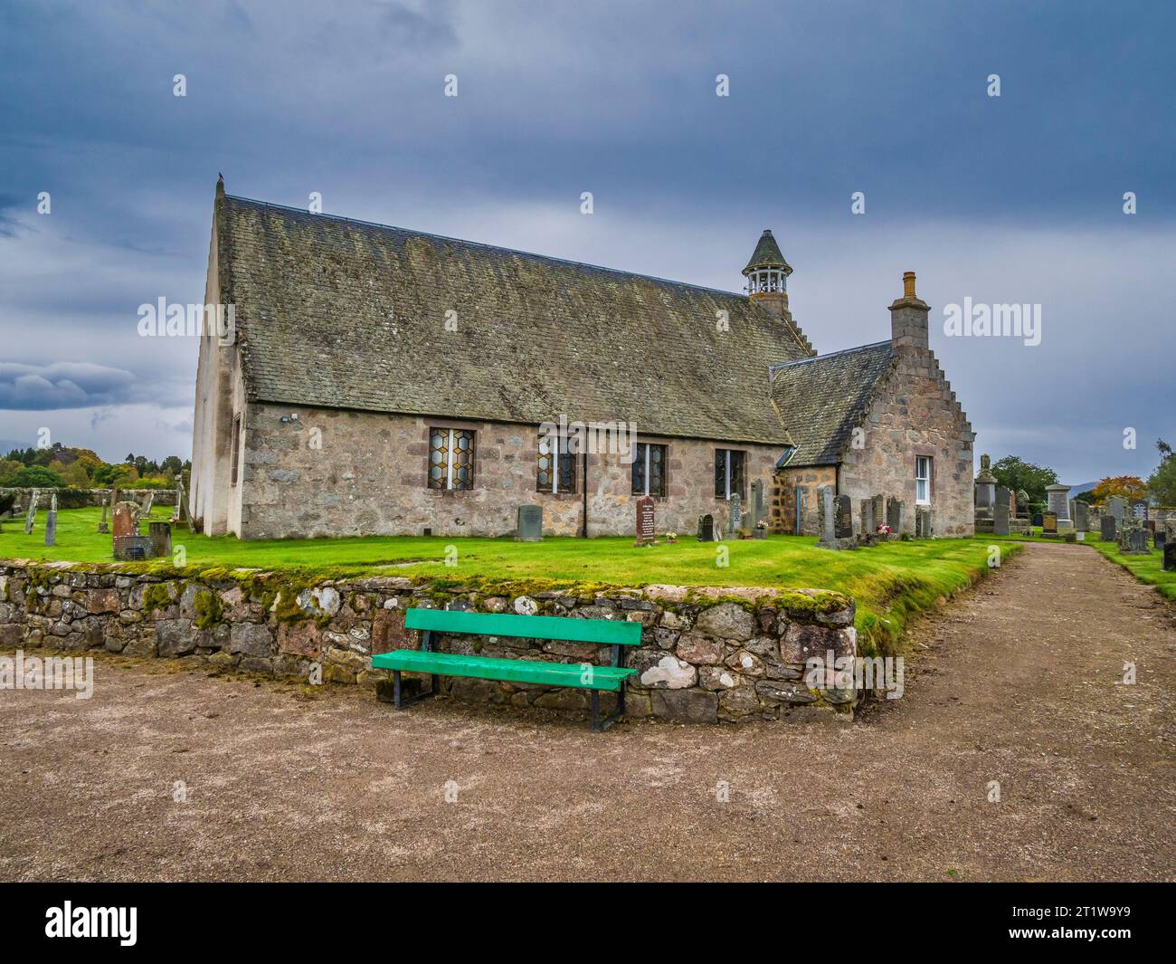 Black and white image of highland cow hi-res stock photography and ...