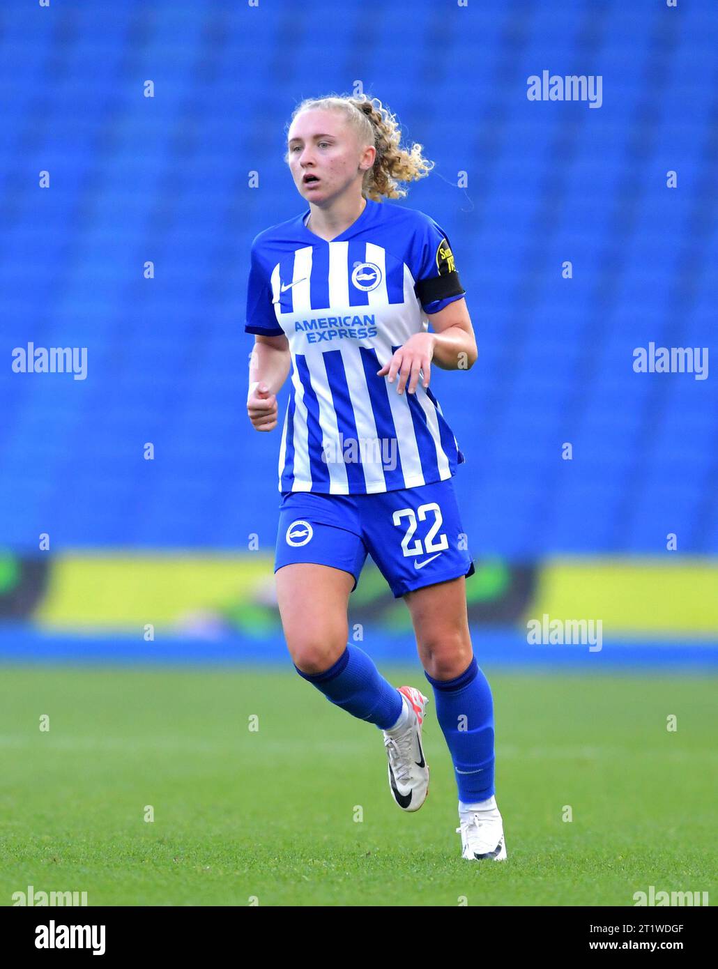 Soccer brighton hi-res stock photography and images - Alamy