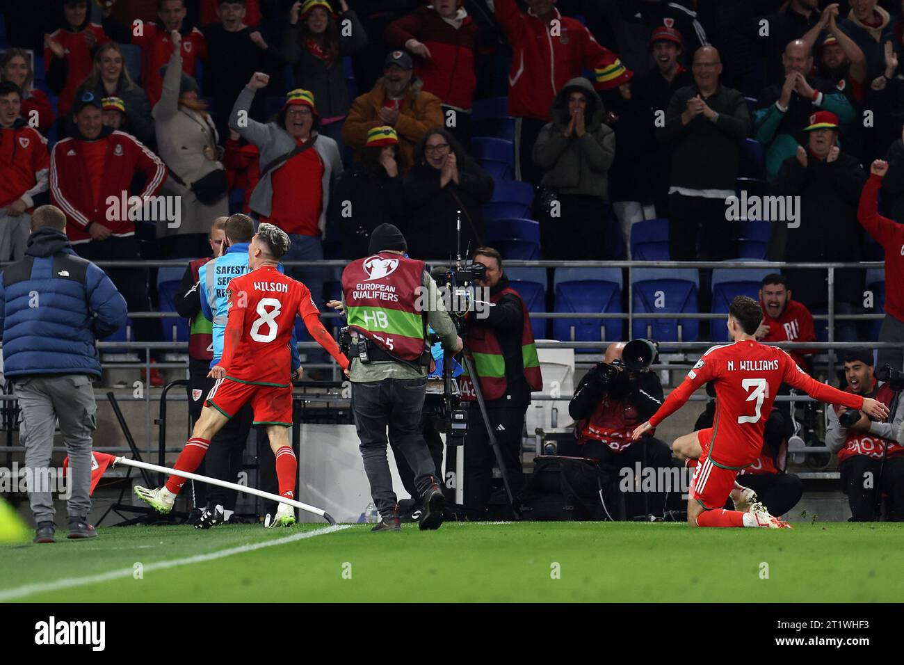 Cardiff, UK. 15th Oct, 2023. Harry Wilson of Wales (8) celebrates after ...