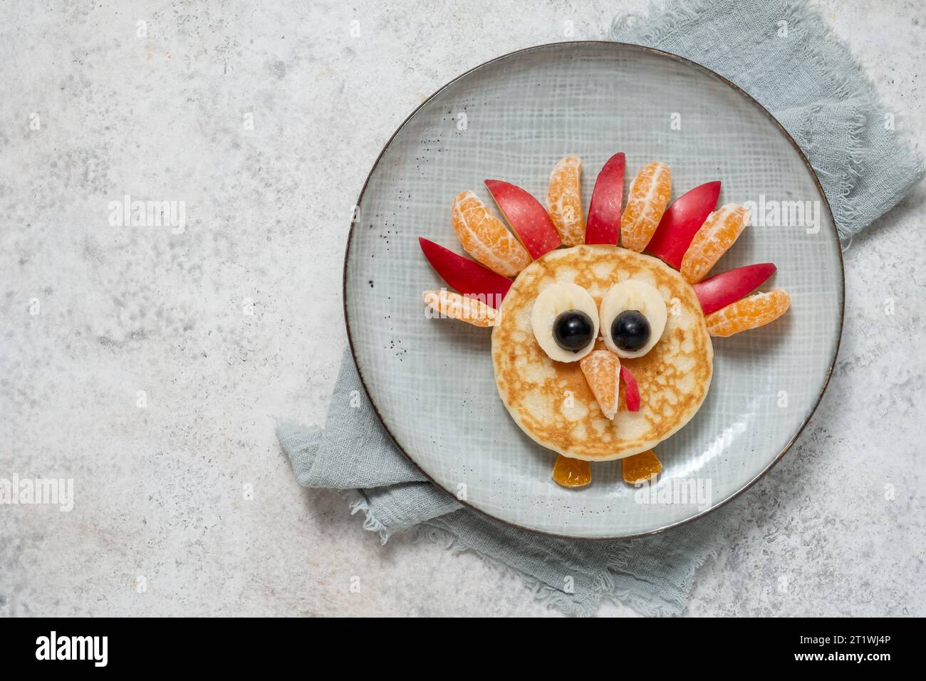 Cute Thanksgiving turkey pancake Stock Photo - Alamy
