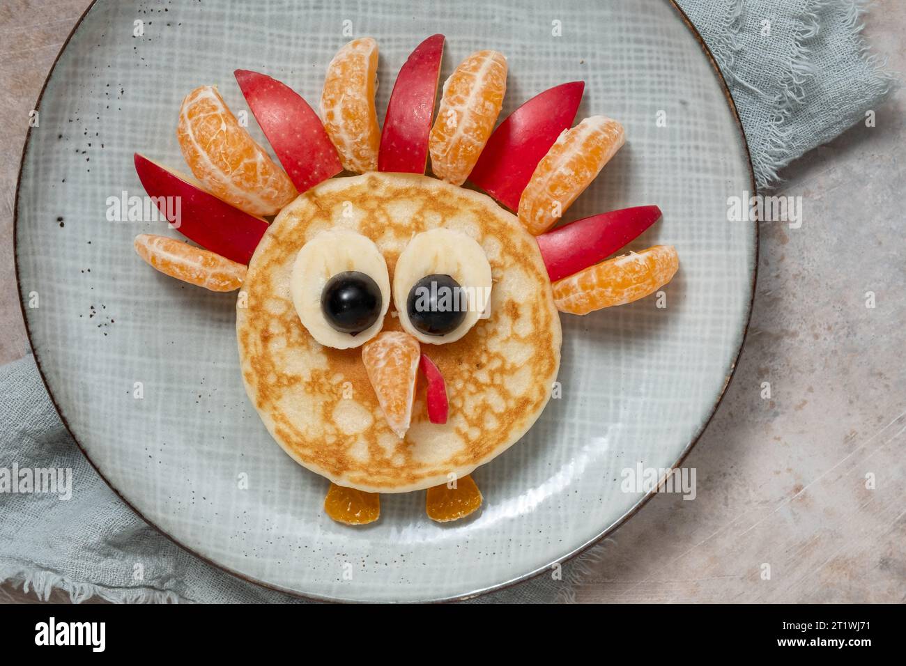 Cute Thanksgiving turkey pancake Stock Photo - Alamy