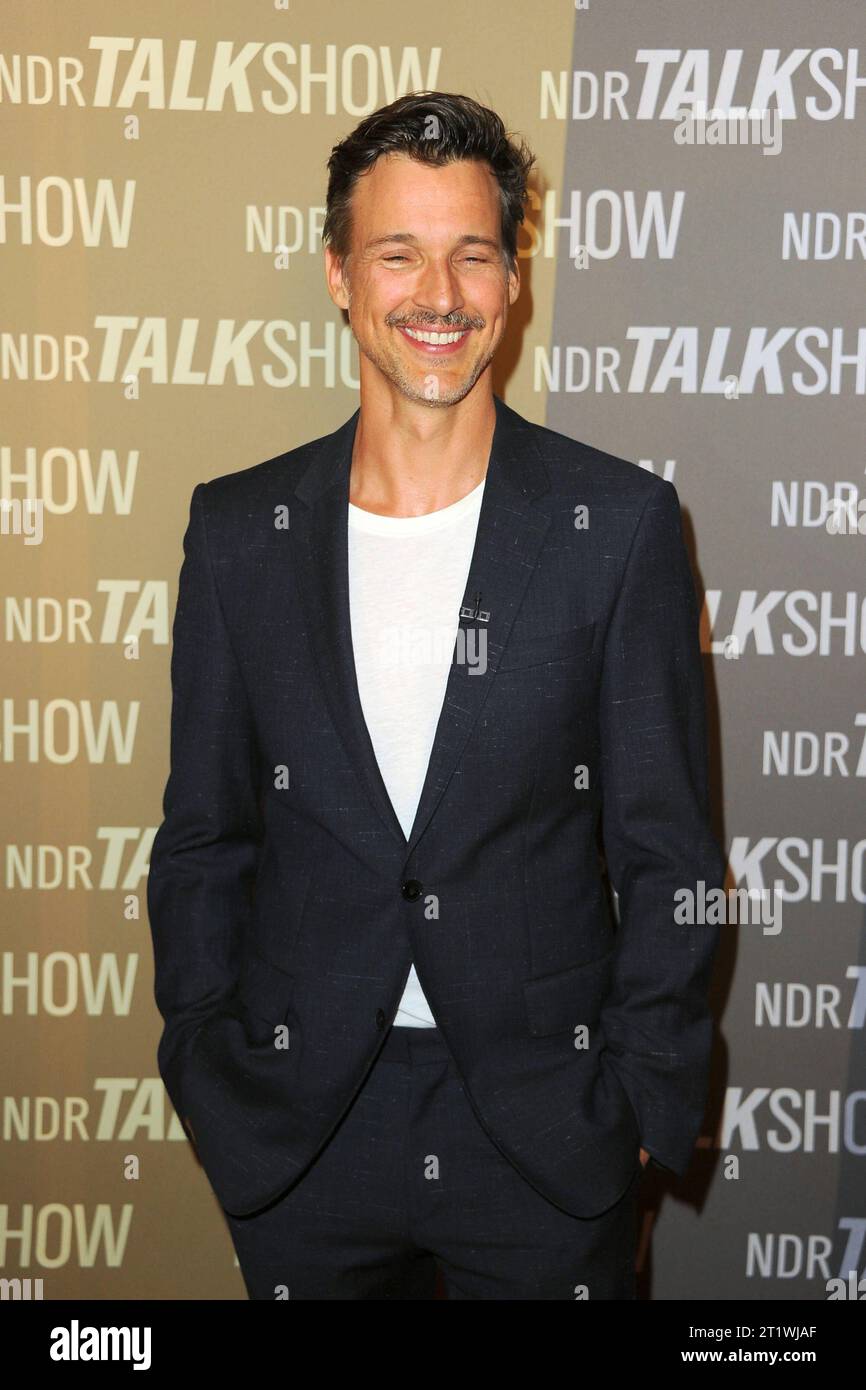 Florian David Fitz. Roter Teppich zur1000. TV-Sendung der NDR Talk Show ...