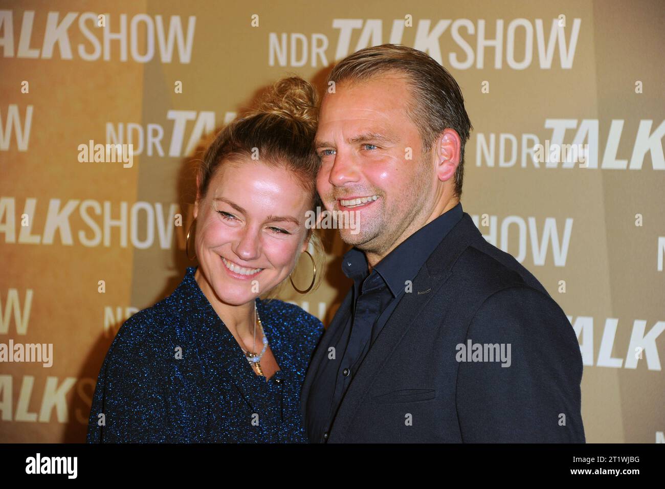 Rhea Harder mit Ehemann Jörg Vennewald. Roter Teppich zur1000. TV ...