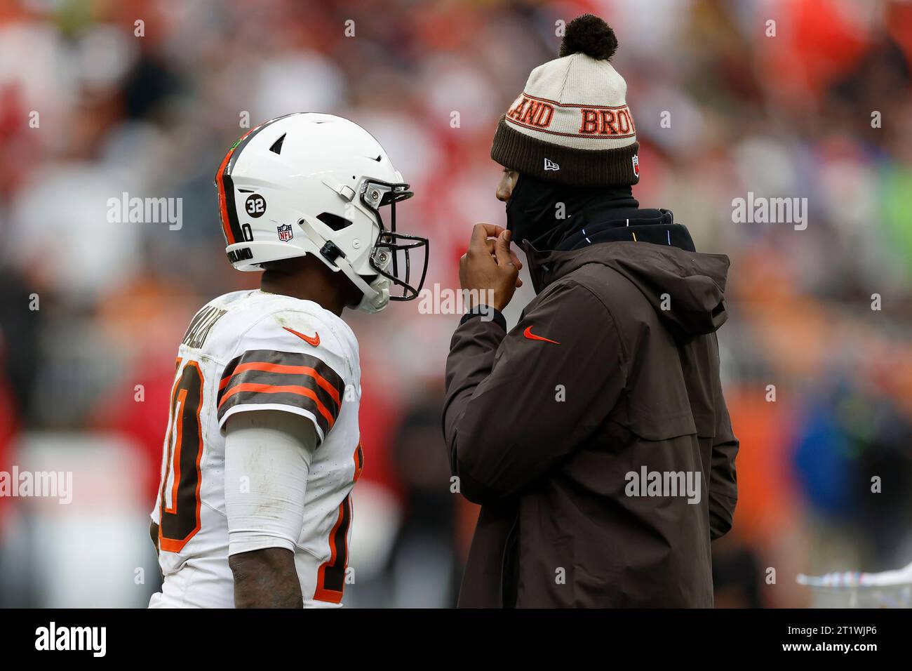 Cleveland Browns quarterback PJ Walker, left, talks with Deshaun Watson ...