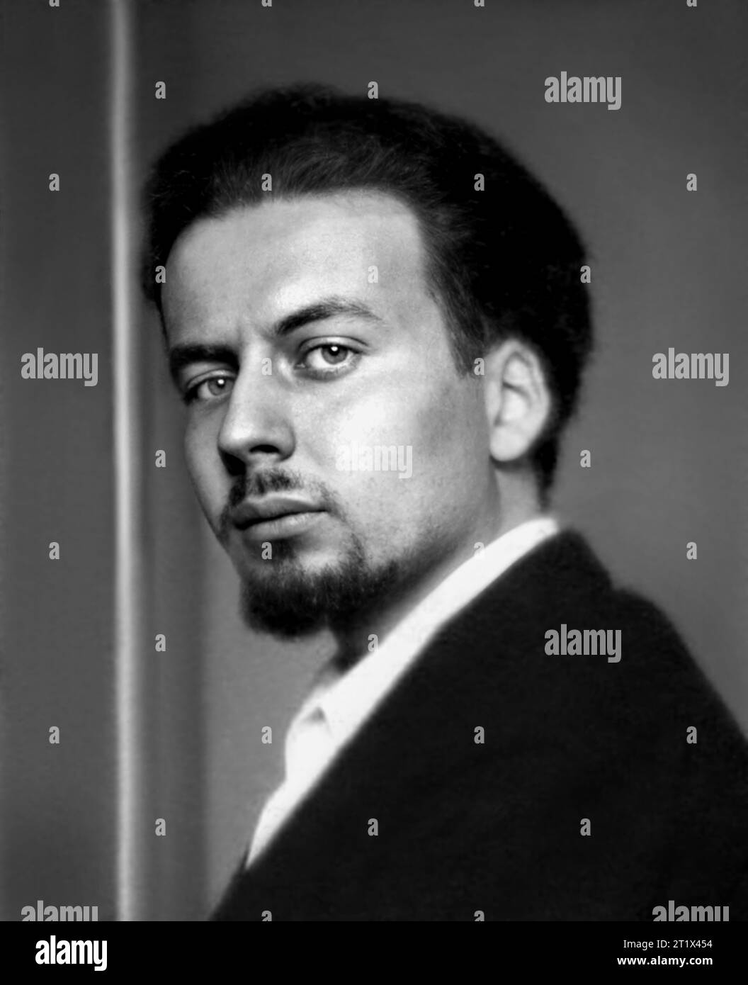 Musica avant garde hi-res stock photography and images - Alamy