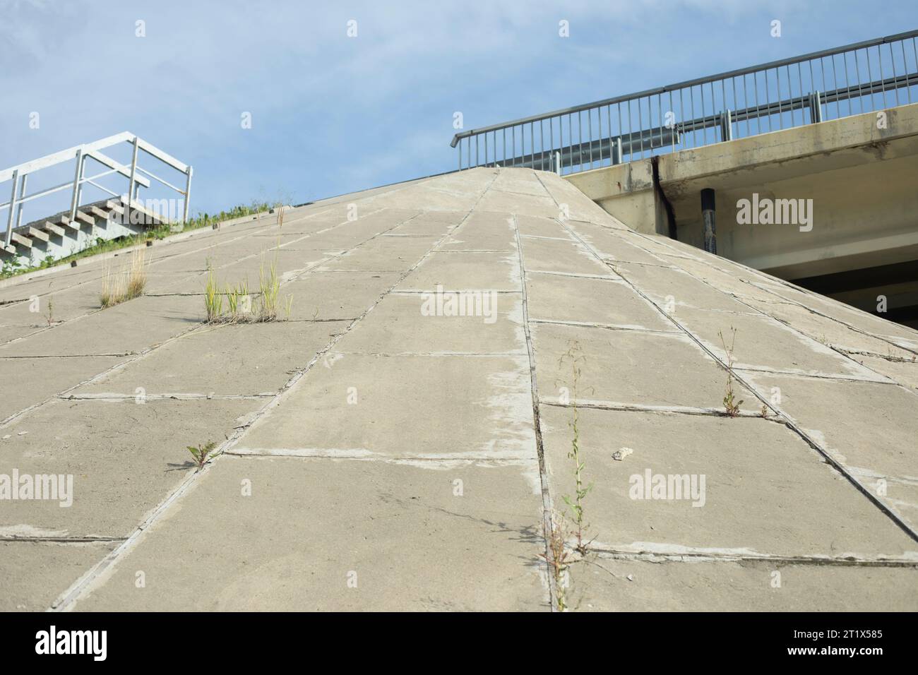 Concrete lift to the bridge. Bridge support structure. Details of ...