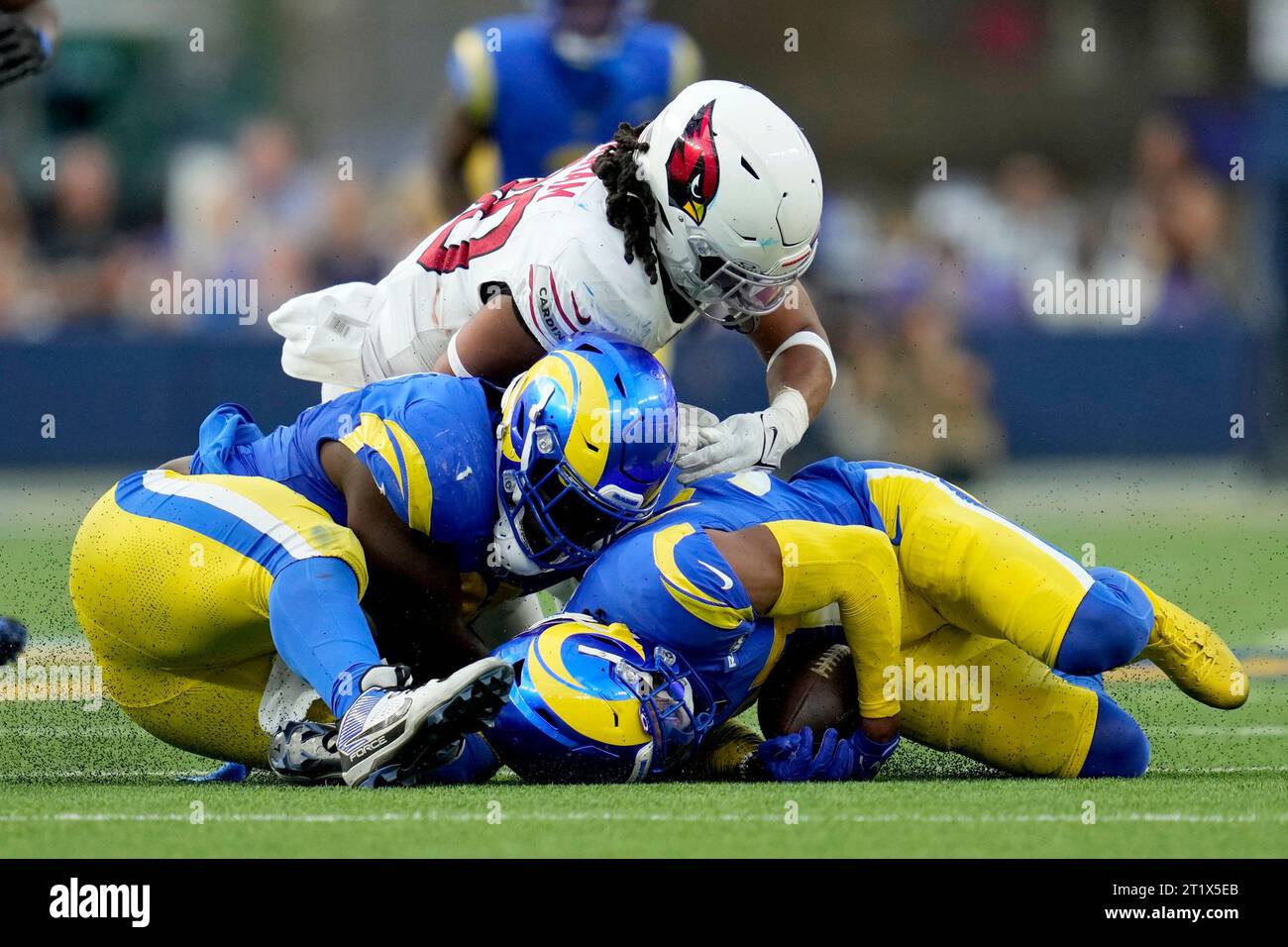 Los Angeles Rams safety Quentin Lake (37), bottom right, recovers a ...