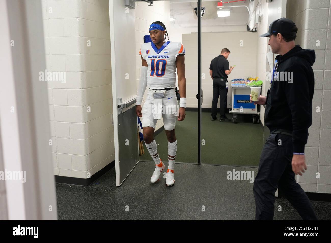 Boise State quarterback Taylen Green (10) leaves the lockerroom before ...