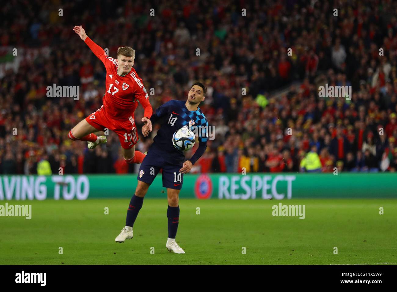 Cardiff, UK. 15th Oct, 2023. Jordan James of Wales (l) and Josip ...